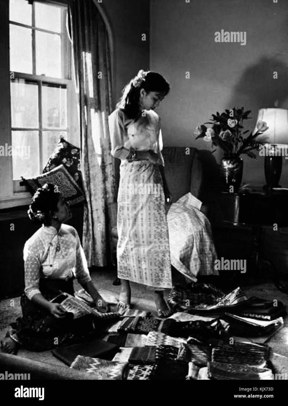 Aye Aye Thant 1960 Stock Photo - Alamy