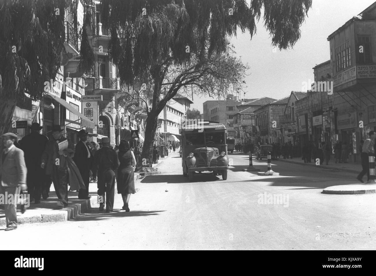 Cohen Fritz. Jaffa Street from Zion Square, Jerusalem. 1950 (D207 100 ...