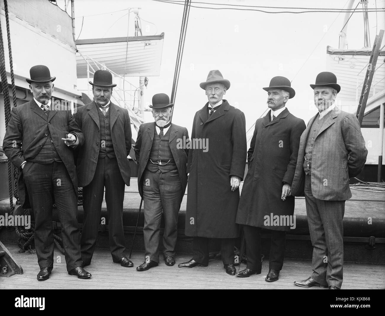 Group on board the ship Corinthic, upon the return of William Hall ...