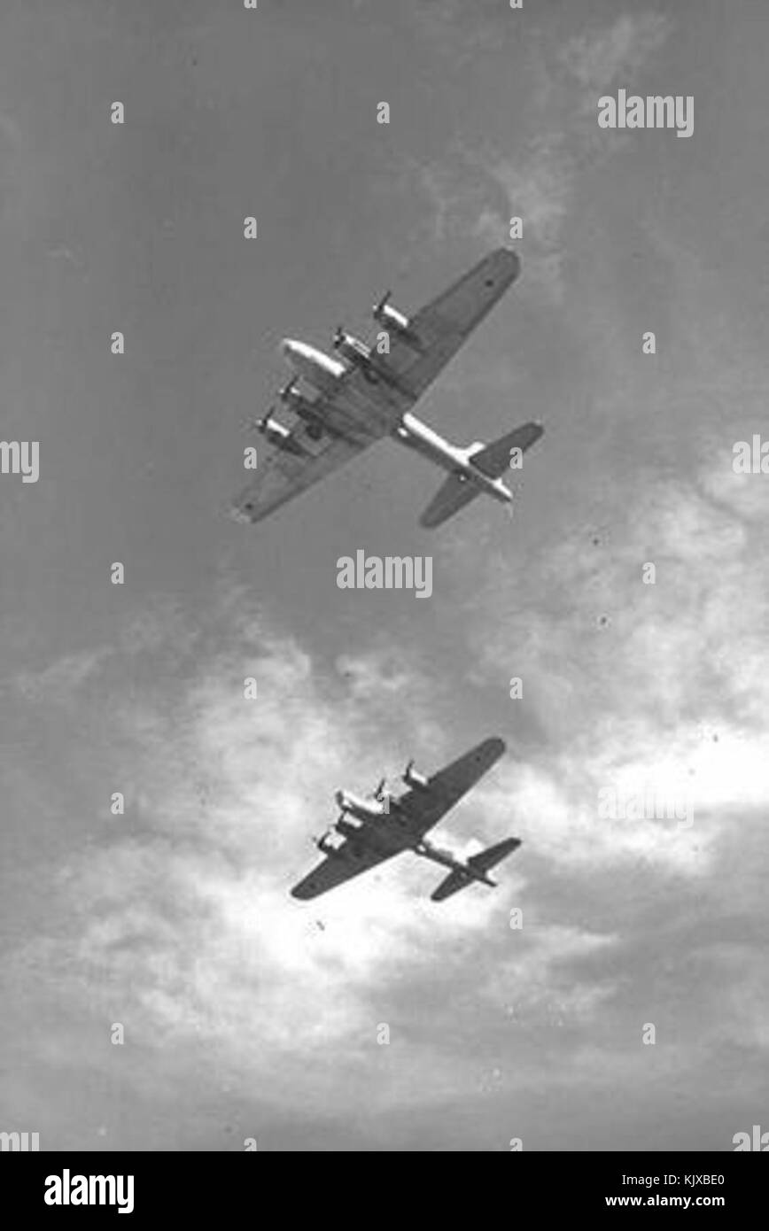 1953 aircraft hi-res stock photography and images - Alamy