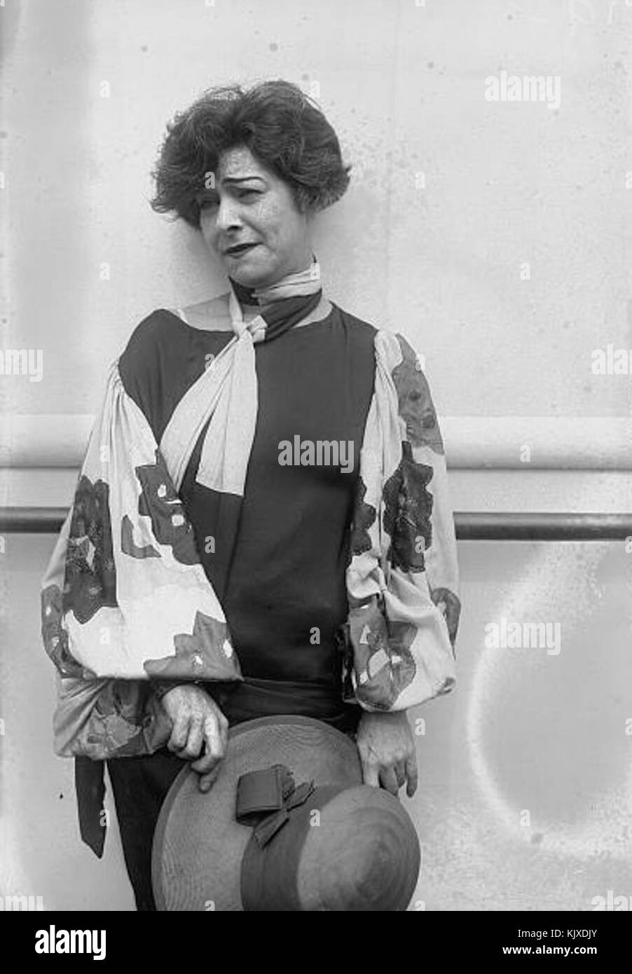 Actress alla nazimova hi-res stock photography and images - Alamy