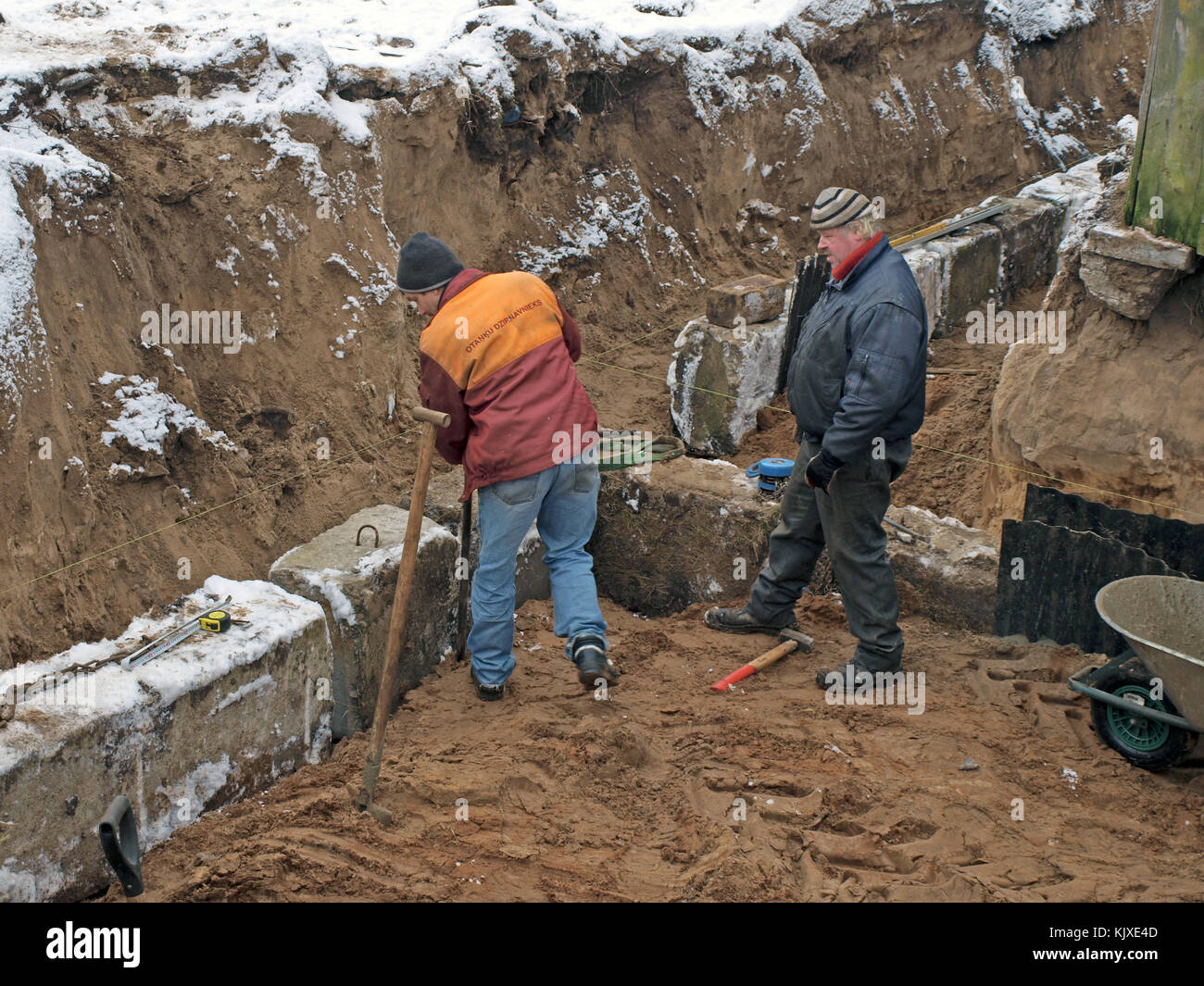 Crowbar soil High Resolution Stock Photography and Images - Alamy
