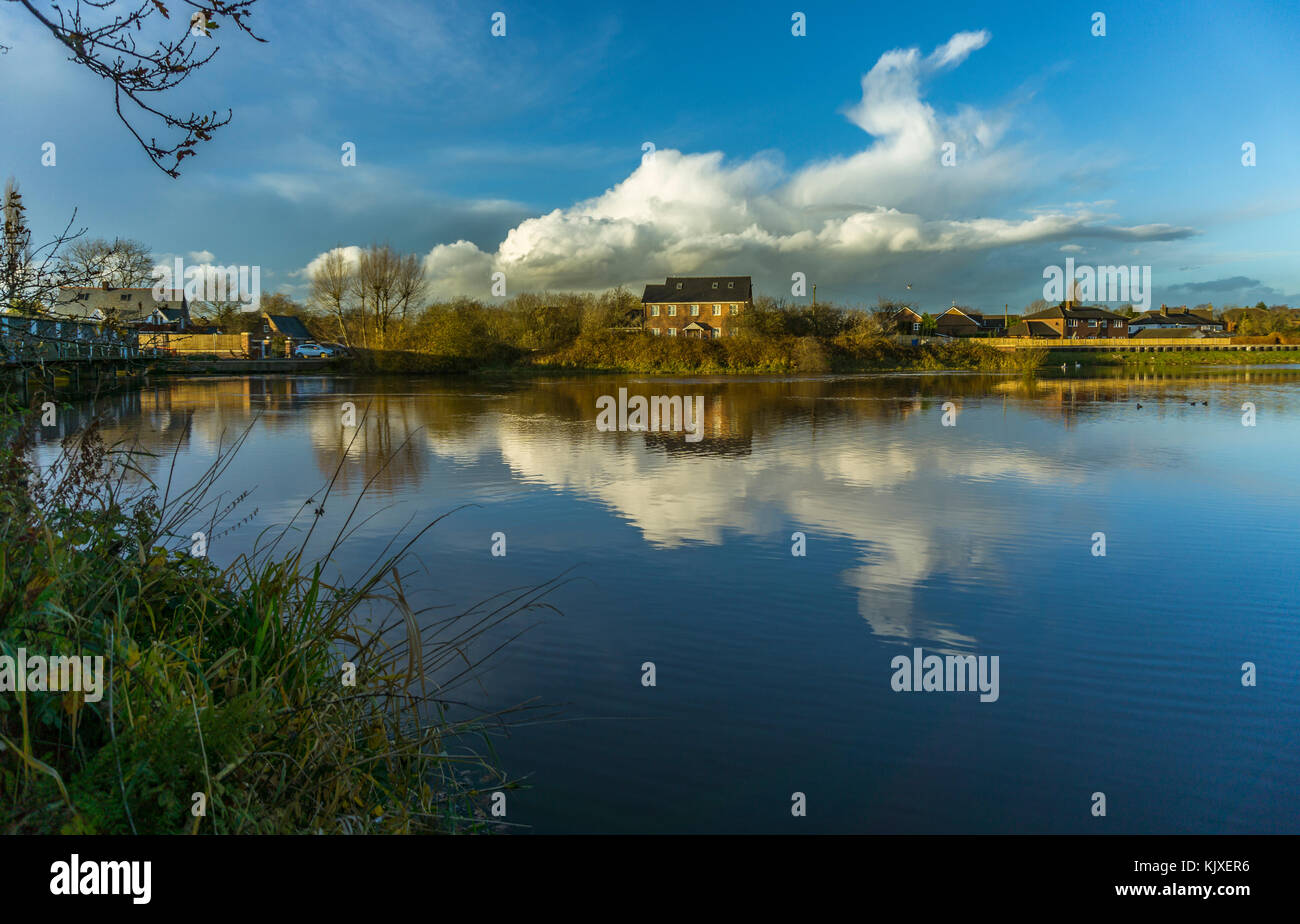 Spectacular clouds above Woolston taken from the banks of the River ...
