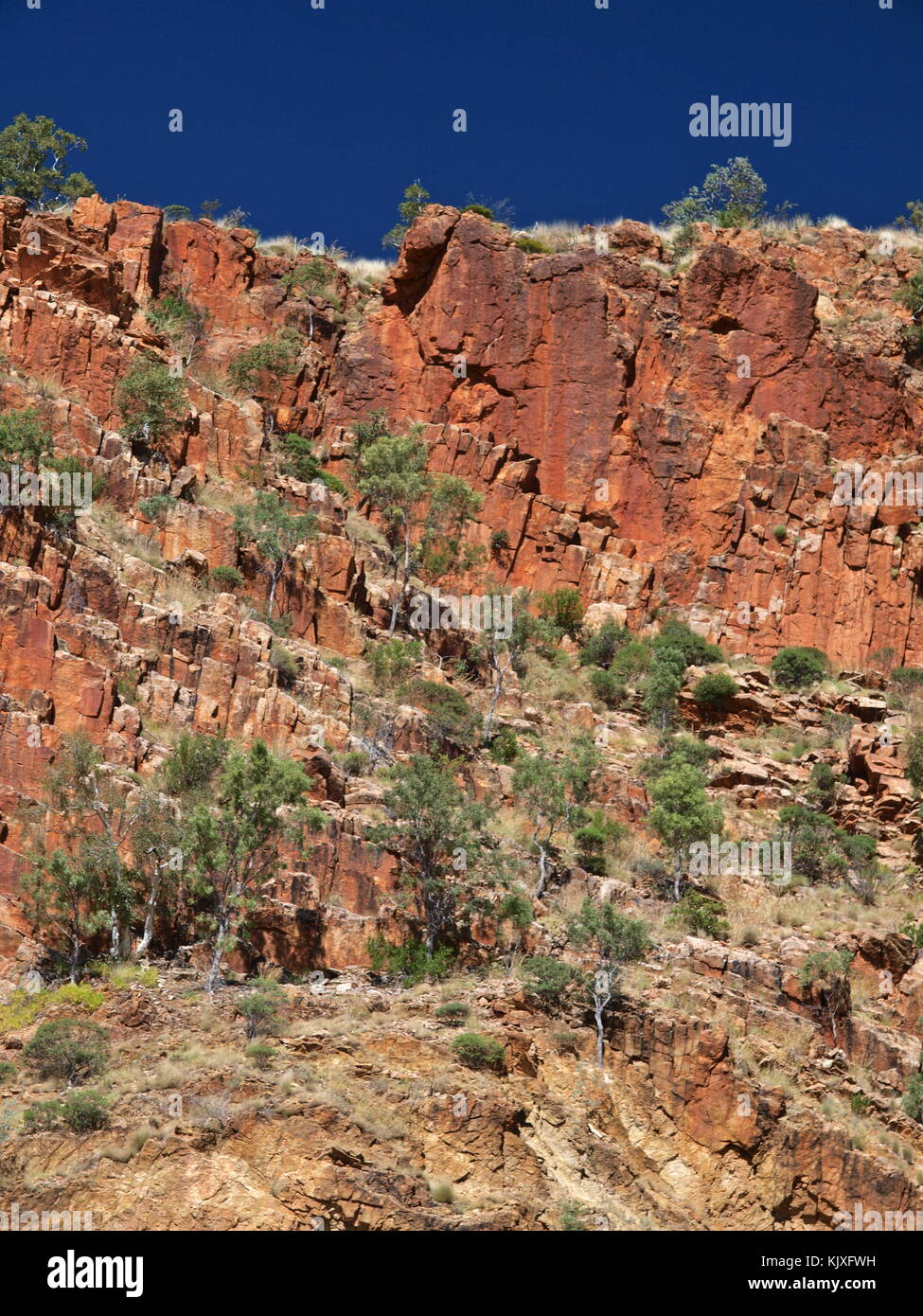 Glen Helen Gorge rock walls, Australia Stock Photo - Alamy
