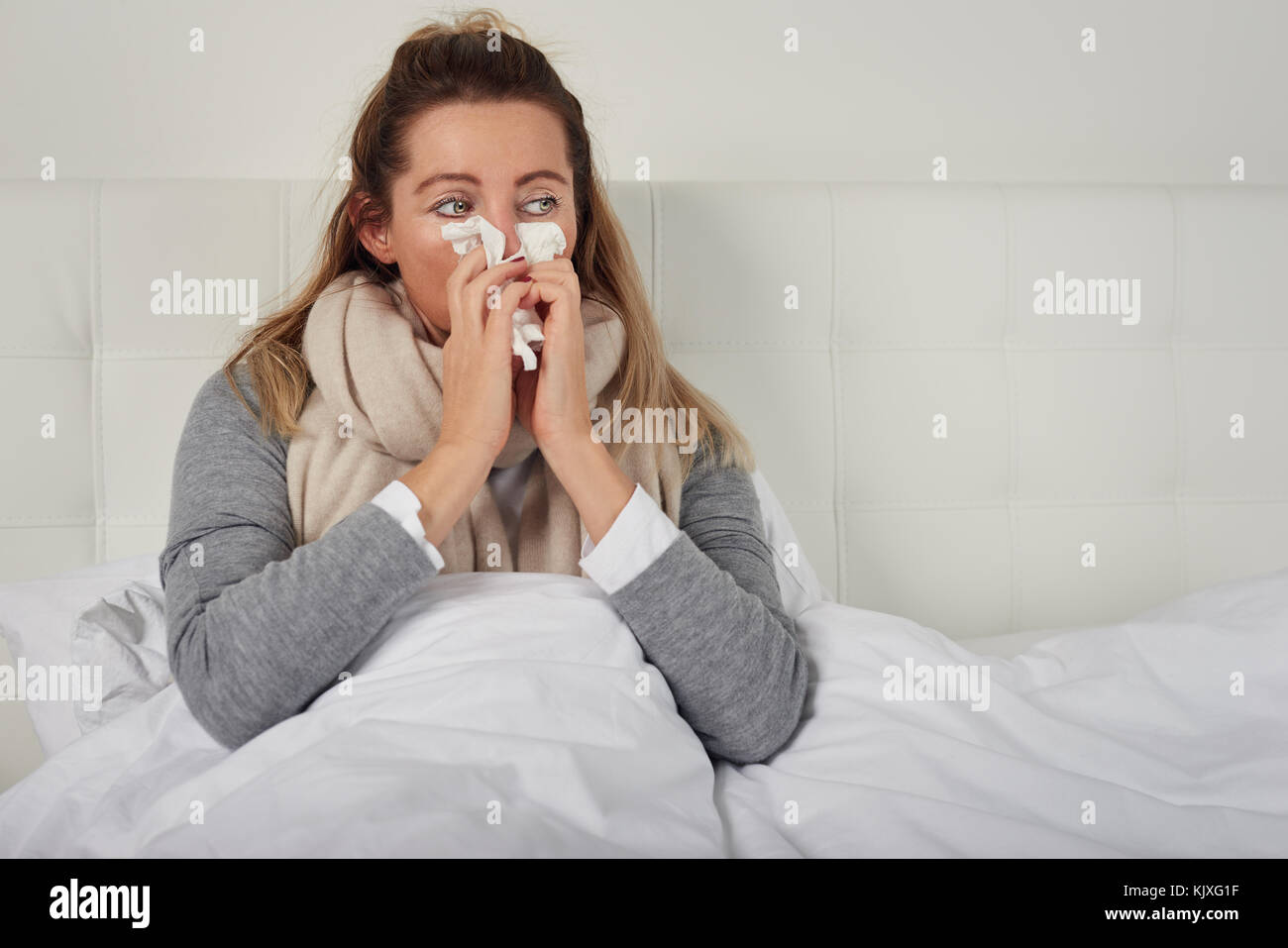 Tissue up nose hi-res stock photography and images - Alamy