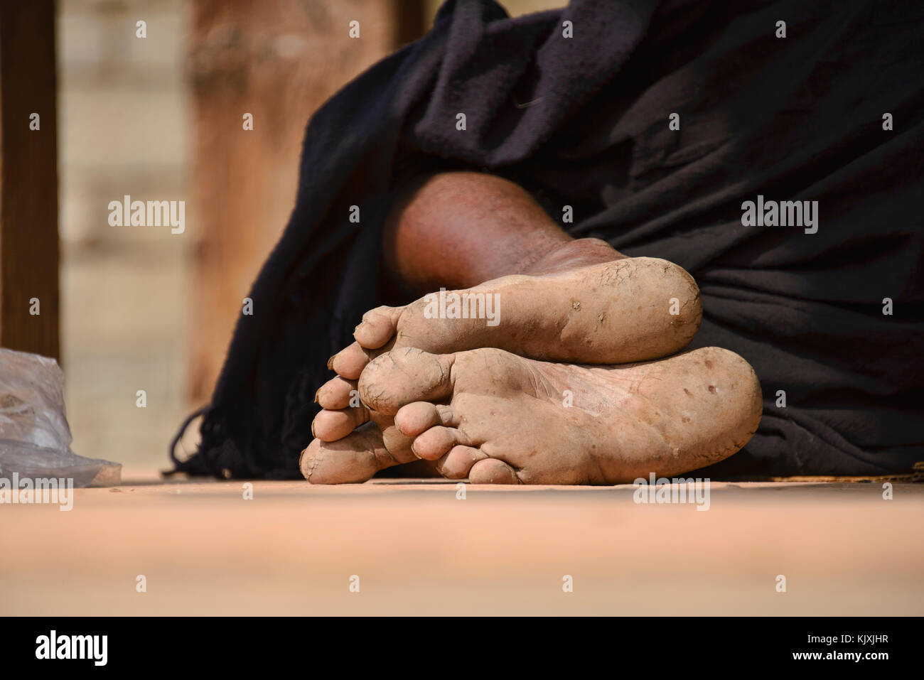 Feet of sleeping homeless hi-res stock photography and images - Alamy