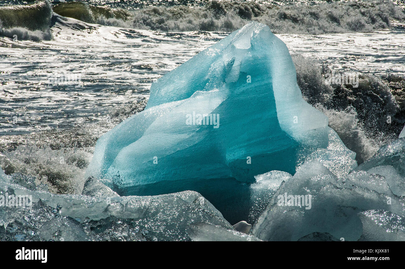 Iceberg block hi-res stock photography and images - Alamy