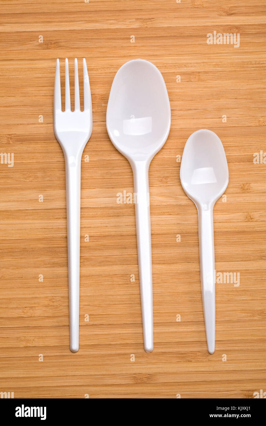 Plastic disposable cutlery hi-res stock photography and images - Alamy
