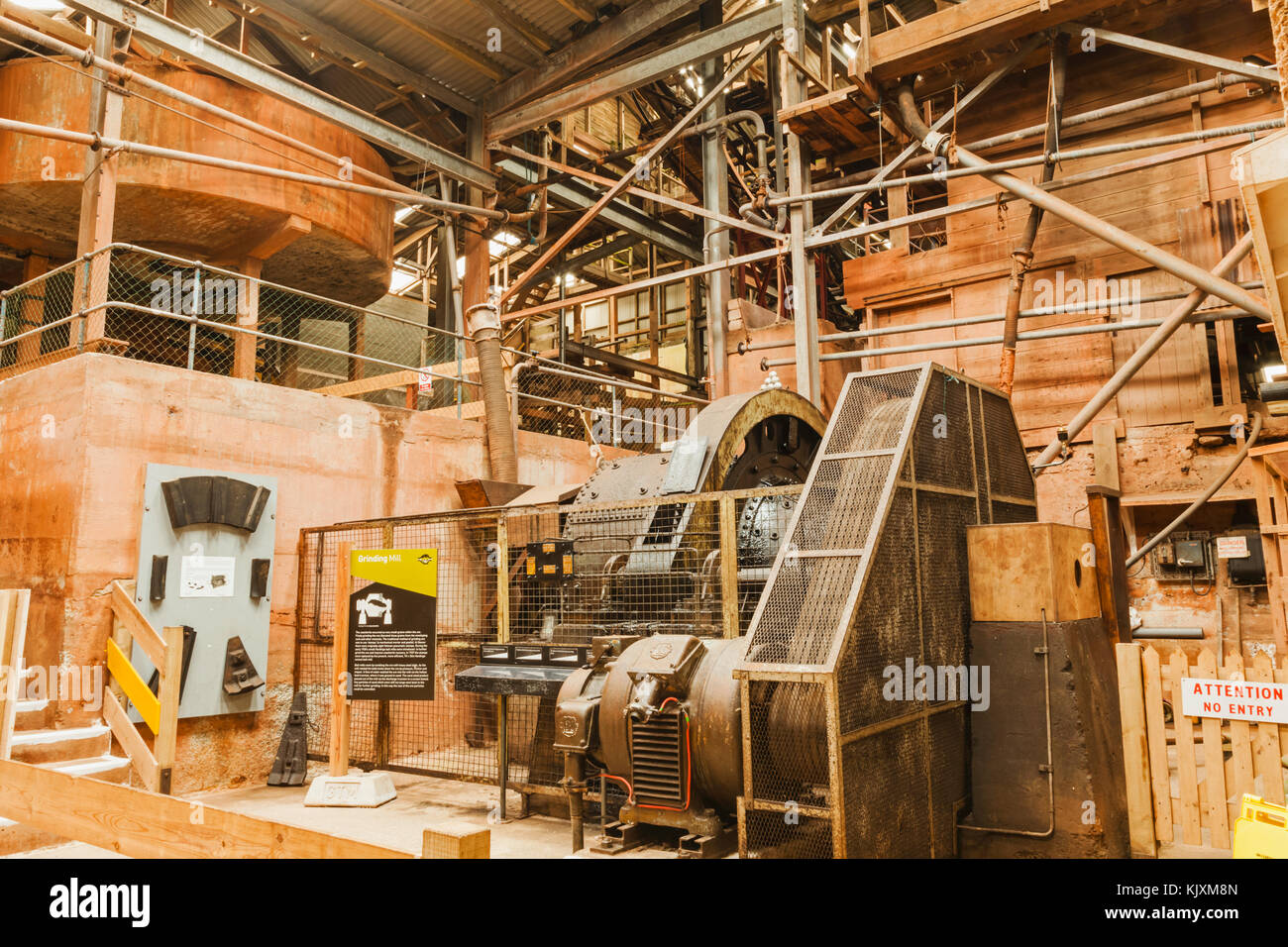 Cornwall tin mine museums hi-res stock photography and images - Alamy