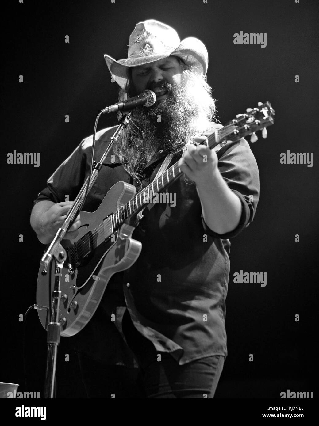 Chris stapleton performs at the perfect vodka amphitheater hi-res stock ...