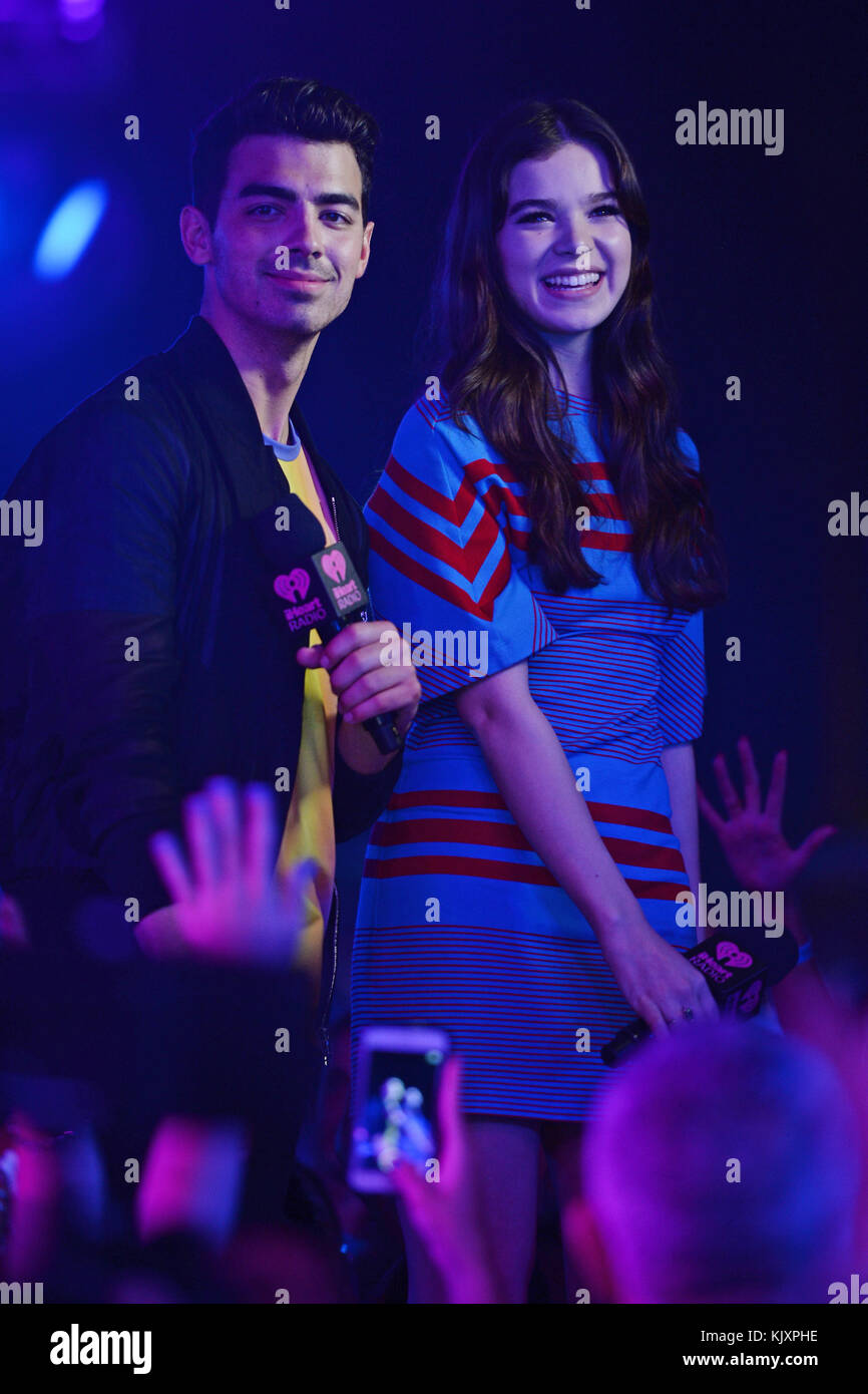 MIAMI BEACH, FL - MAY 21: Joe Jonas, Hailee Steinfeld performs on stage ...