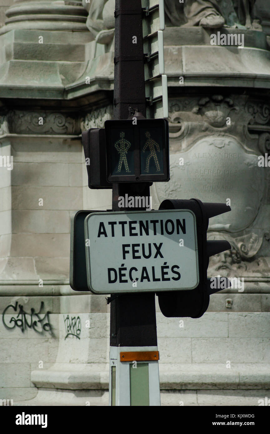 Pedestrian light controlled crossing hi-res stock photography and ...