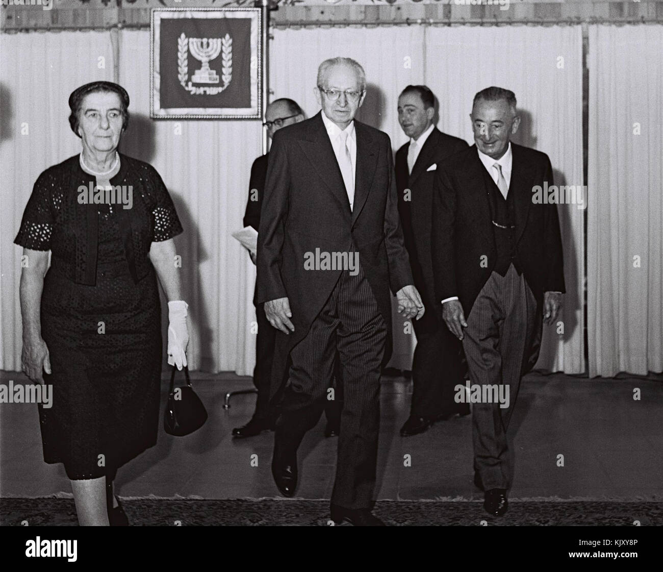 Cuban ambassador hi-res stock photography and images - Alamy