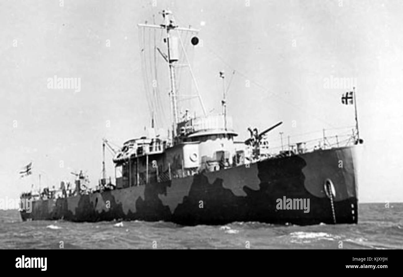 HNoMS King Haakon VII Stock Photo - Alamy