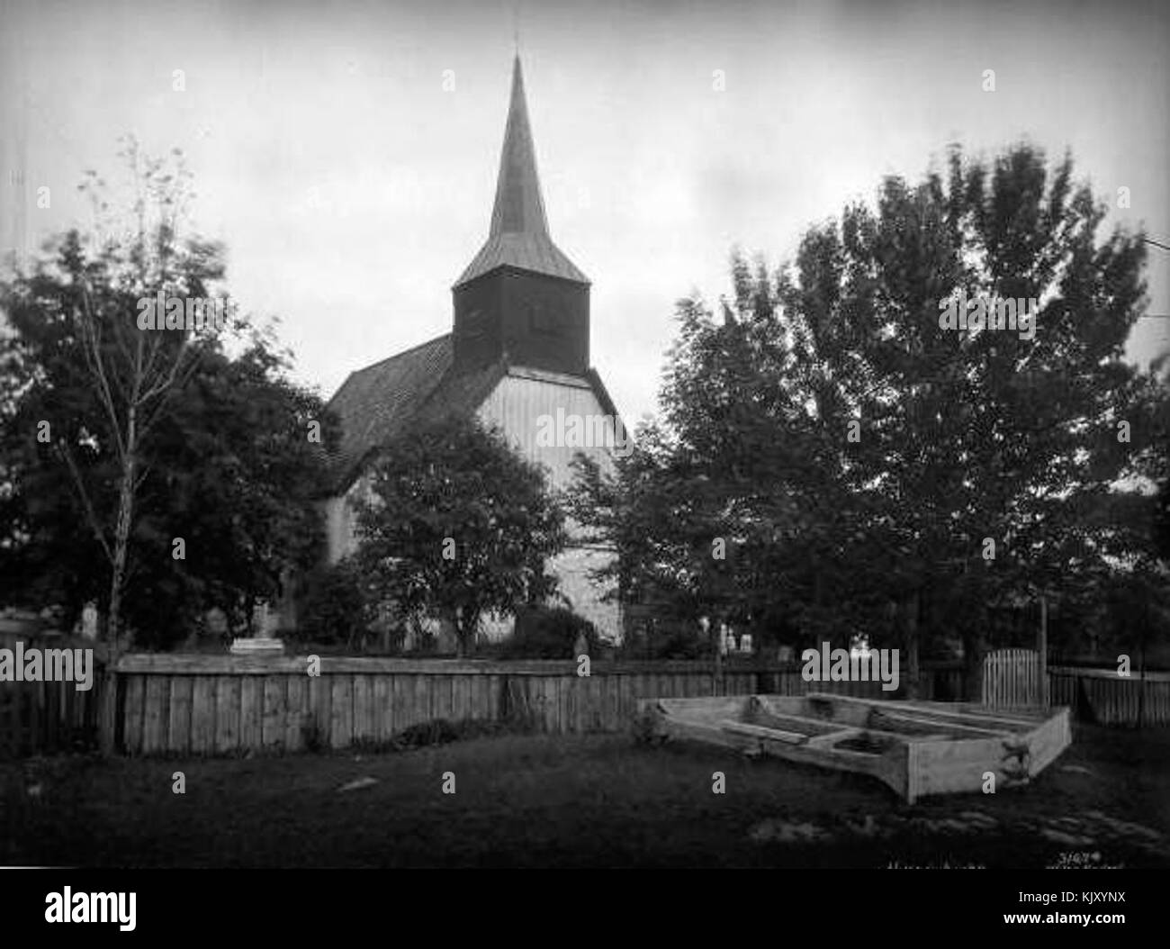 Hustad kyrkje Nidaros 1 Wilse Stock Photo - Alamy