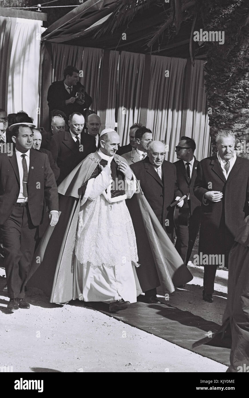 Pope Paulus Vi and Zalman Shazar 1964 Stock Photo - Alamy