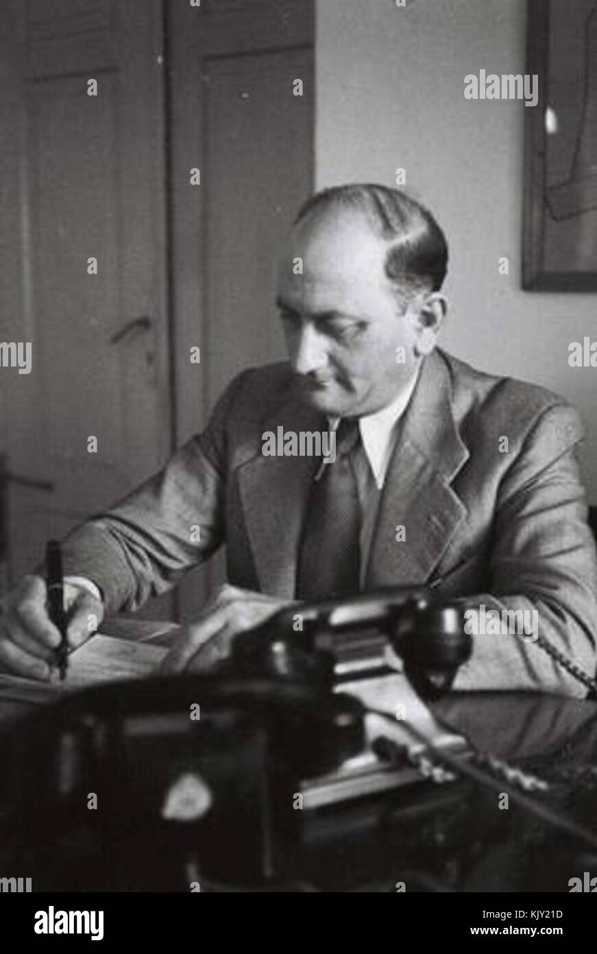 Yosef Sapir 1946 Stock Photo - Alamy