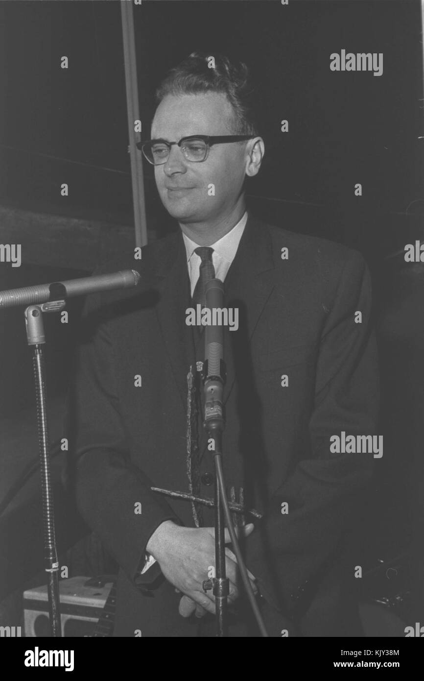 Ephraim Kishon awarded Kinor David 1964 Stock Photo - Alamy