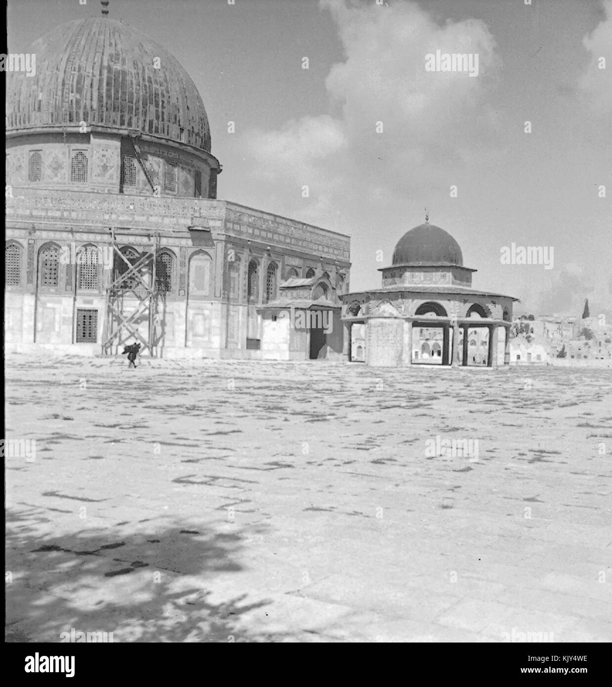 Jerusalem the temple mount Black and White Stock Photos & Images - Alamy