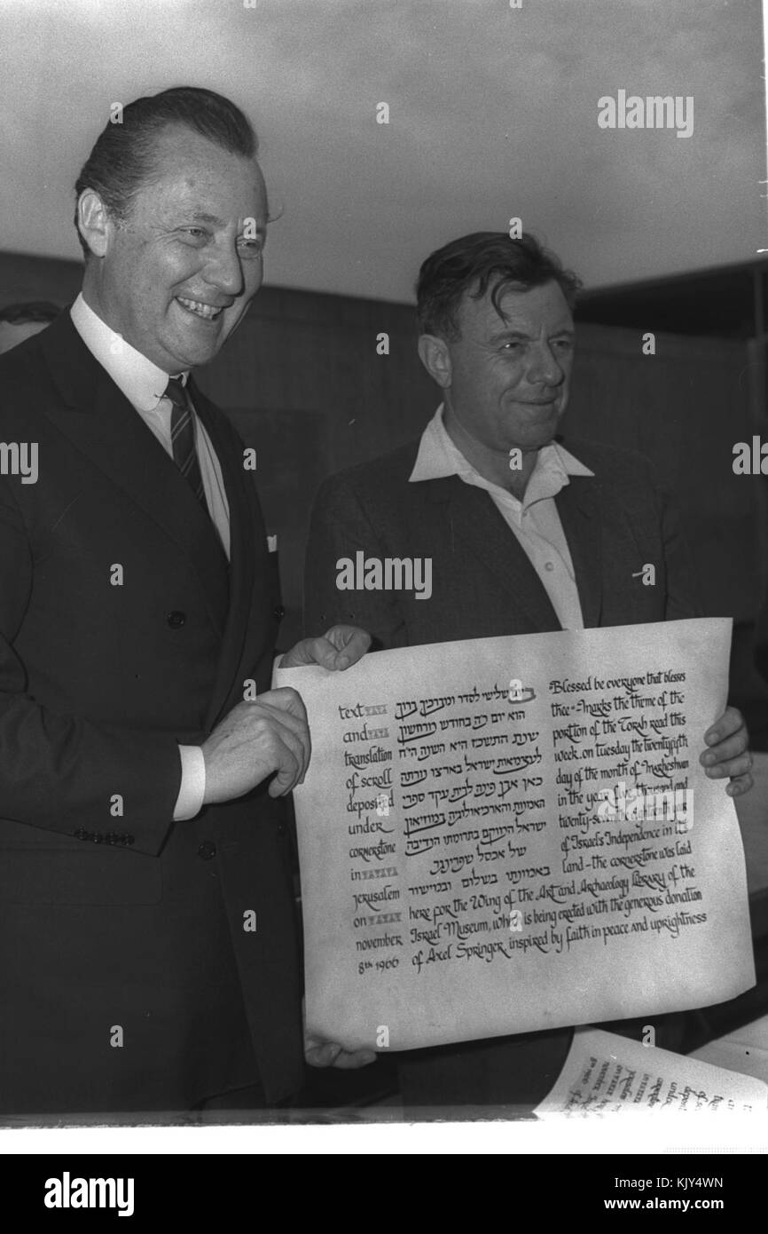 Axel Springer and Teddy Kollek 1966 11 08 Stock Photo - Alamy