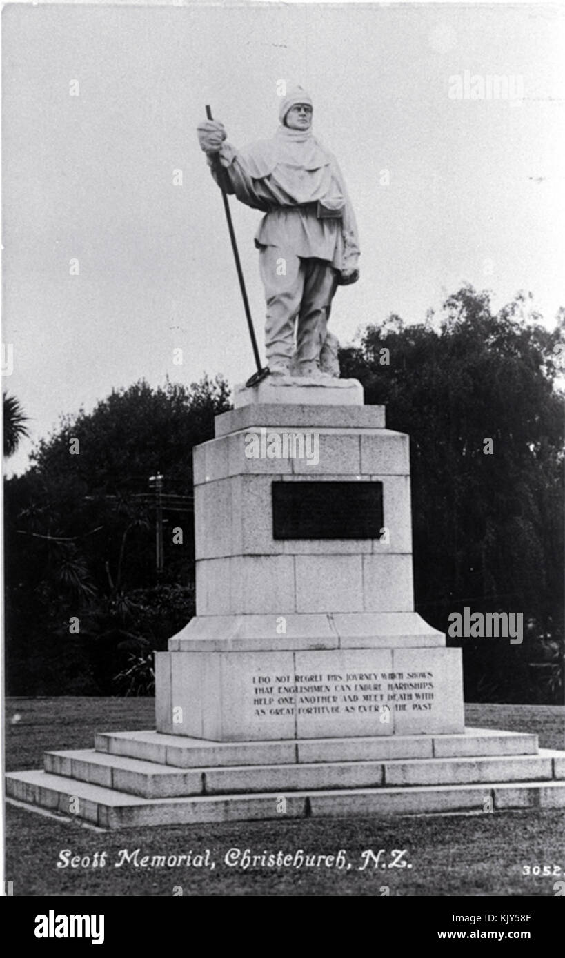 Scott Statue 1917 Stock Photo - Alamy