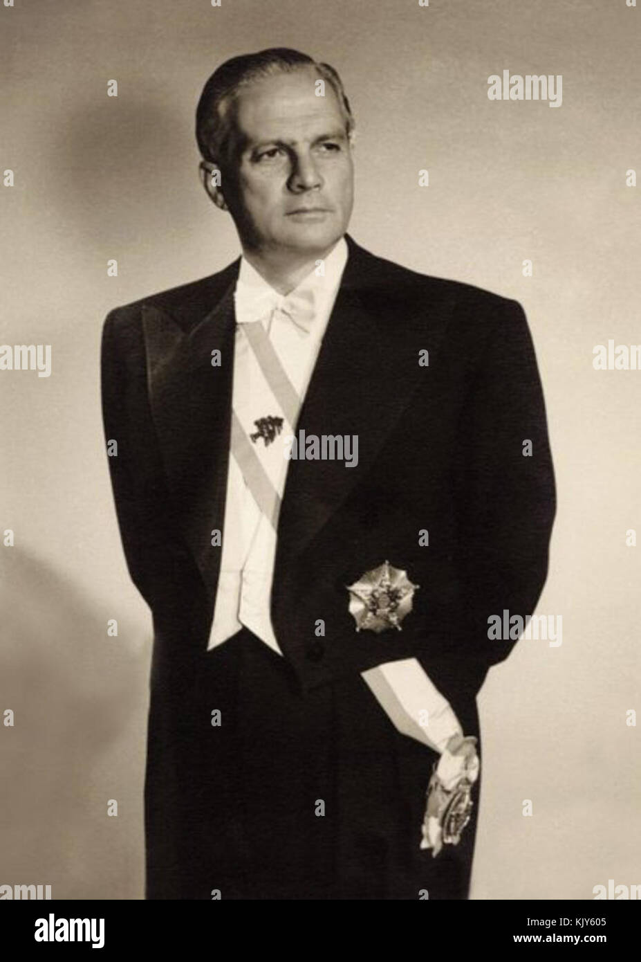 Camille chamoun hi-res stock photography and images - Alamy