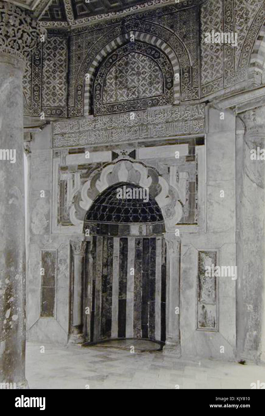 Al aqsa mosque mihrab hi-res stock photography and images - Alamy