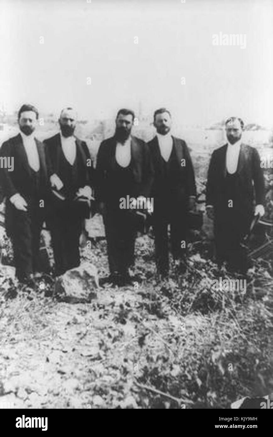 Religious zionist hi-res stock photography and images - Alamy