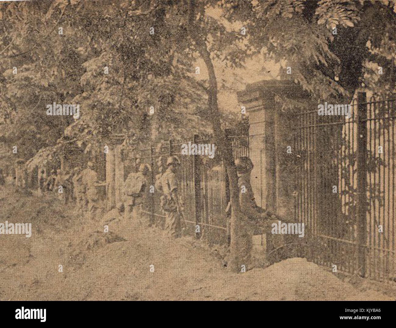 Rangoon university hi-res stock photography and images - Alamy