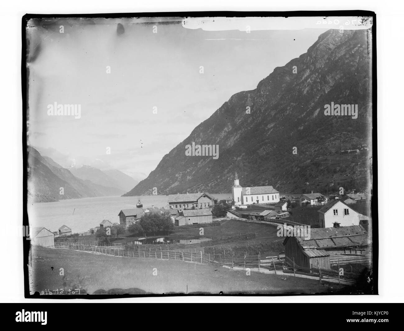 Odda. Oversikt. Sentrum NB MS G4 0231 Stock Photo - Alamy