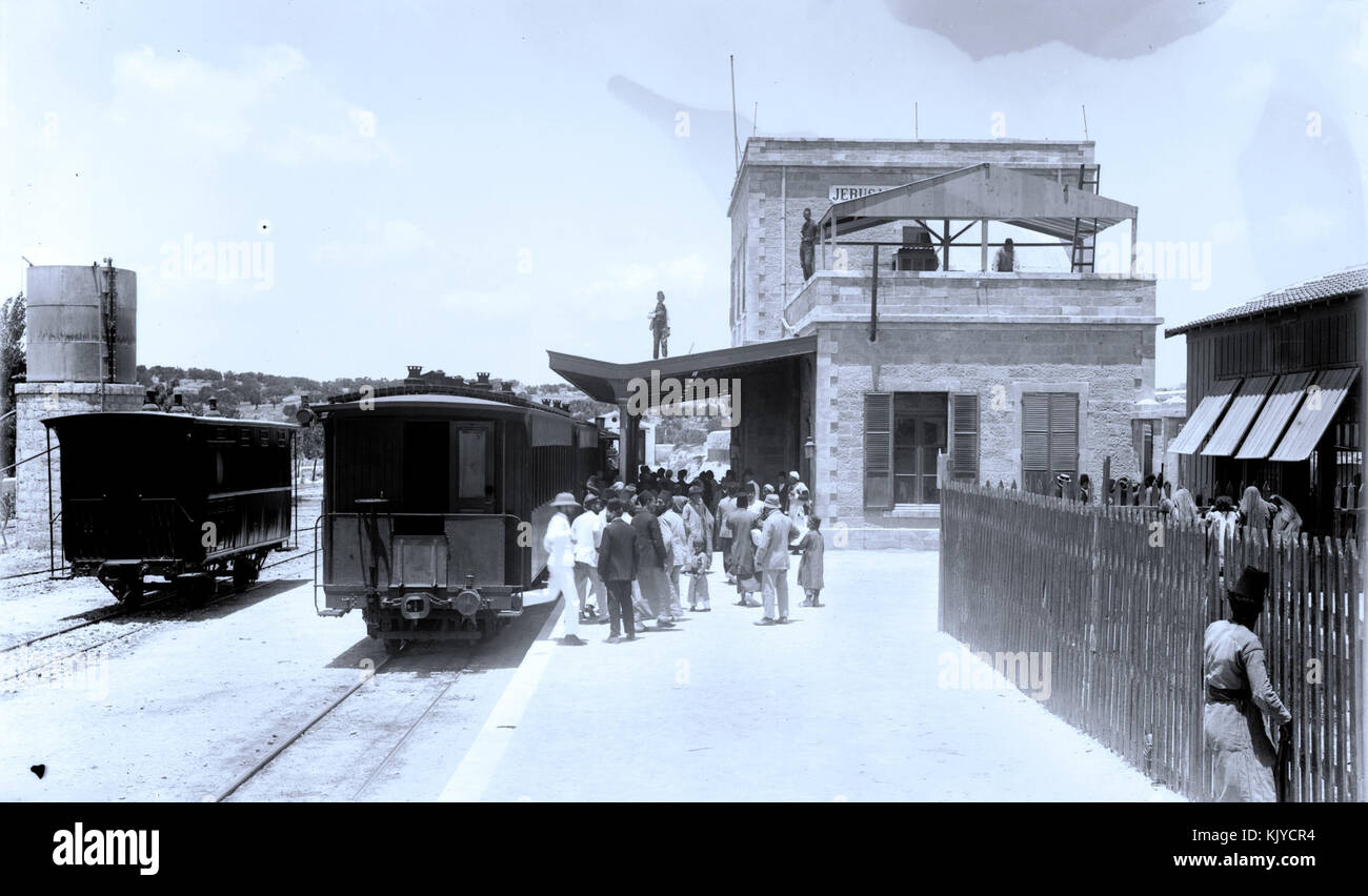 Jerusalem railway station hi-res stock photography and images - Alamy