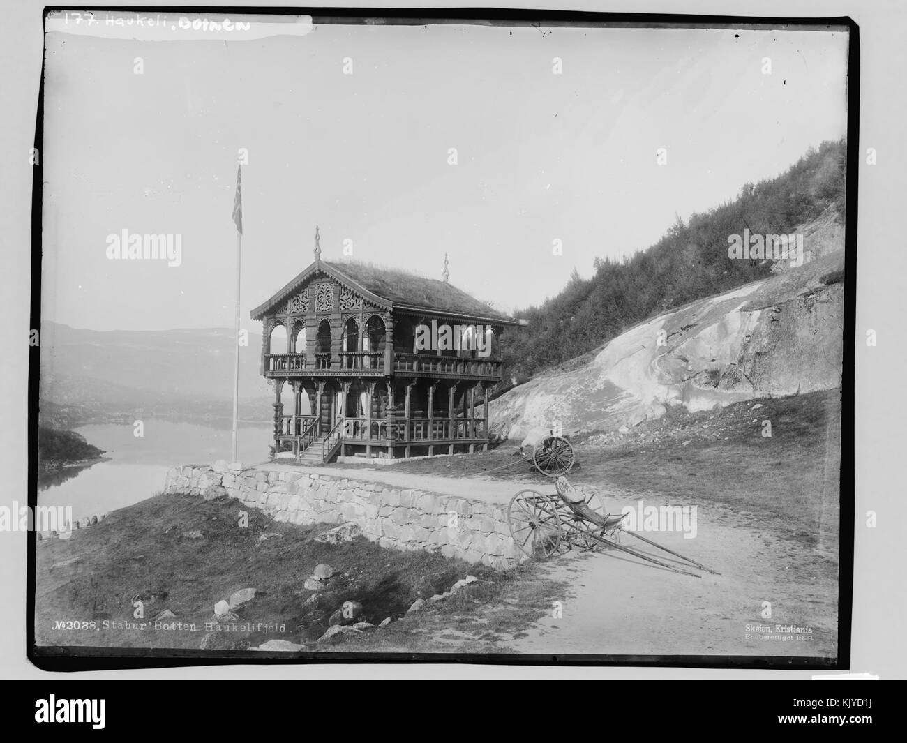 Stabur, Botten Haukelifjeld NB MS G4 0191 Stock Photo - Alamy
