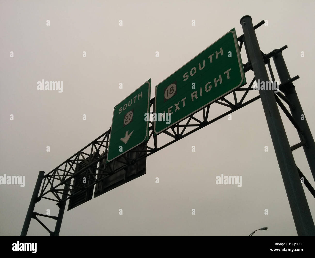 Off ramp hi-res stock photography and images - Alamy