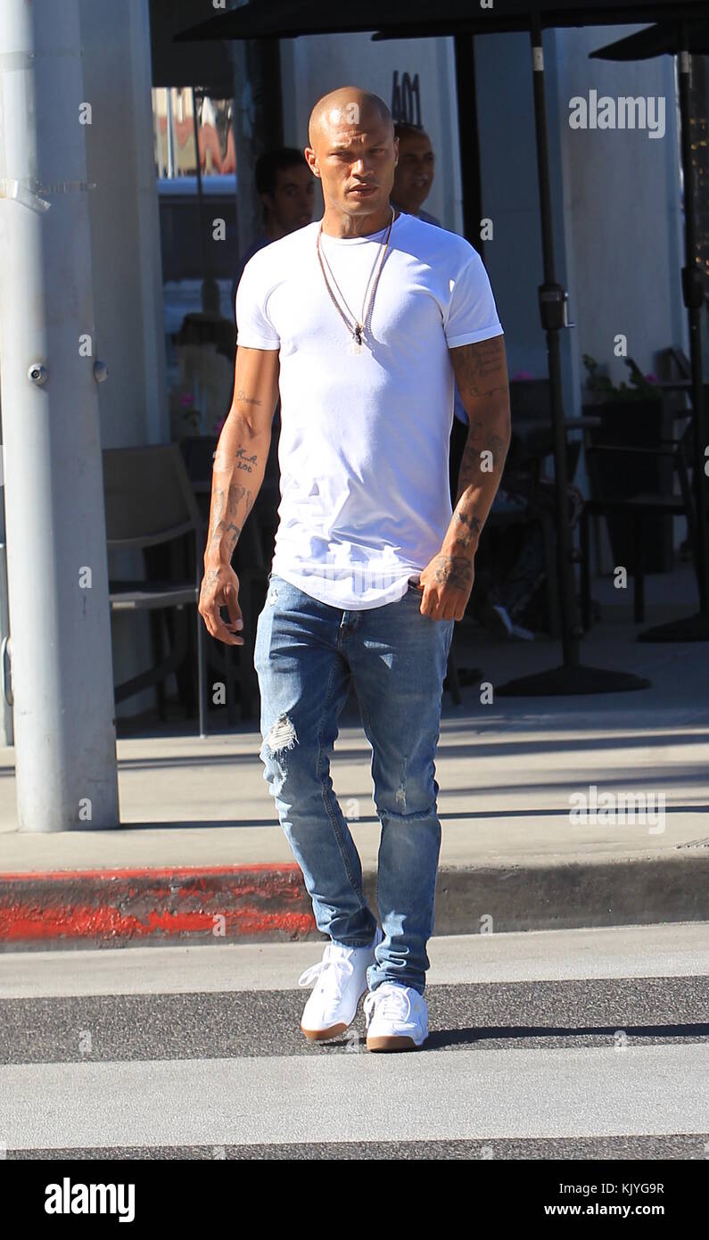 Jeremy Meeks and his girlfriend Chloe Green shopping in Beverly Hills ...