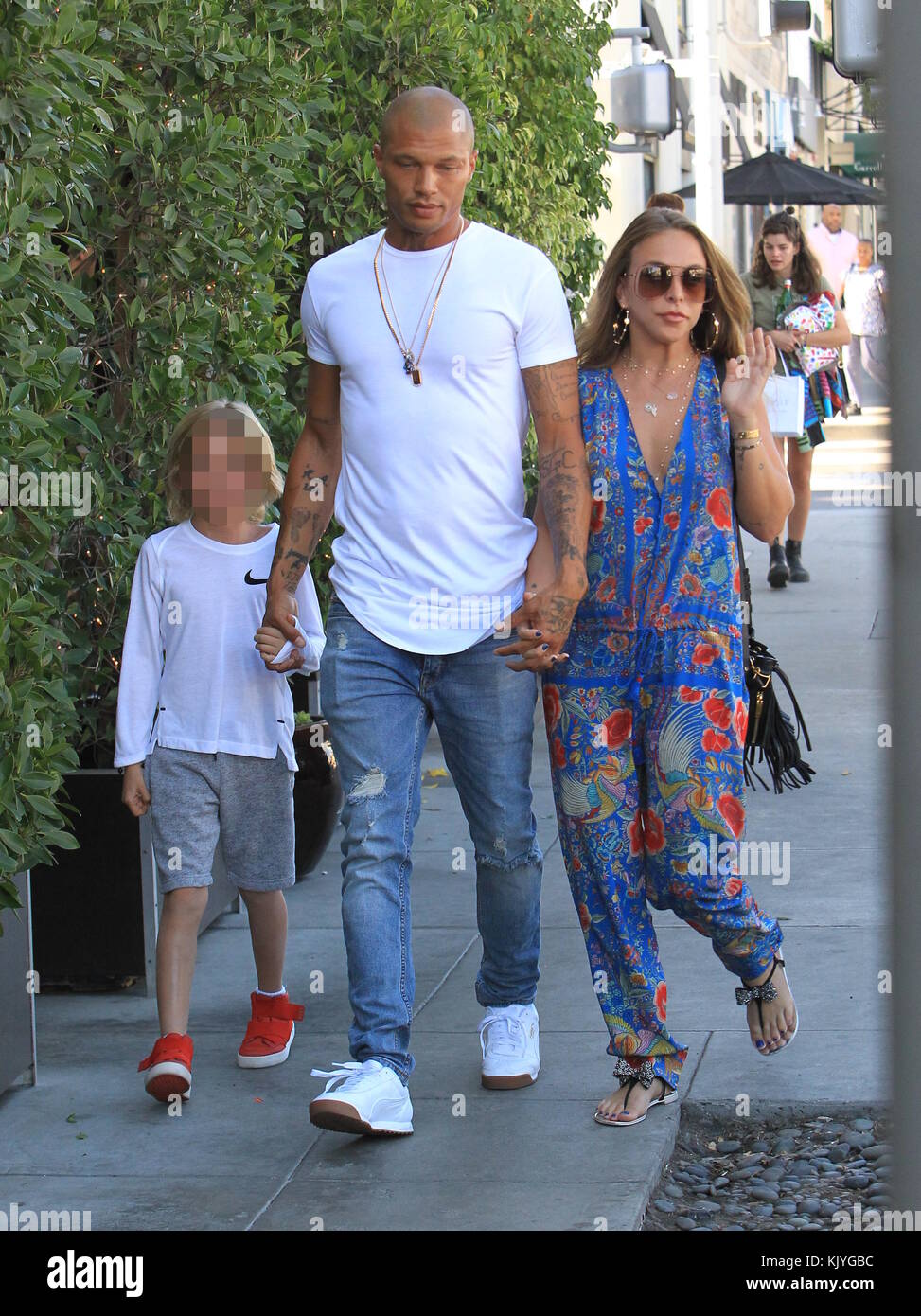 Jeremy Meeks and his girlfriend Chloe Green shopping in Beverly Hills ...