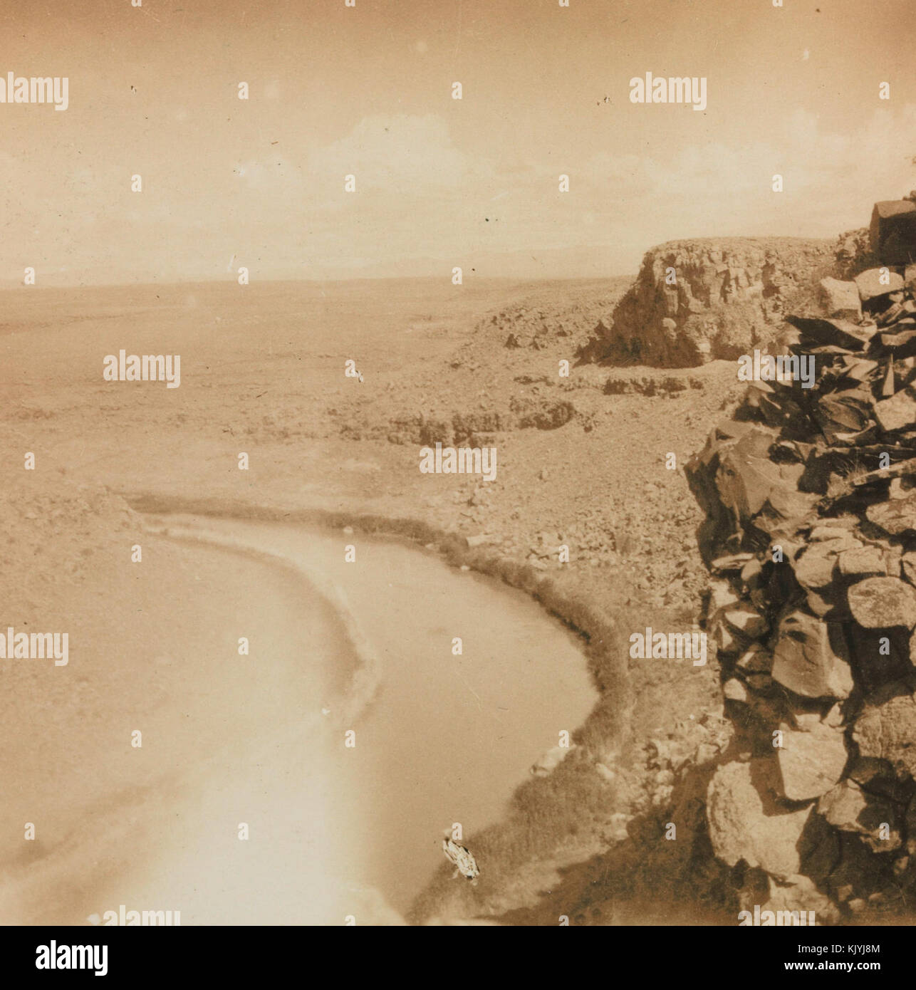 This entry appears to be an identification or catalog reference. Further details may be required ...