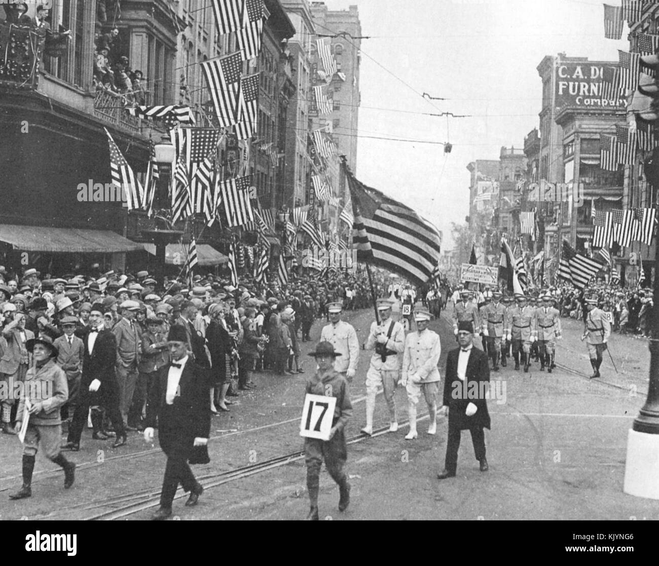 1928 Jubilee Parade South of Monument Stock Photo - Alamy