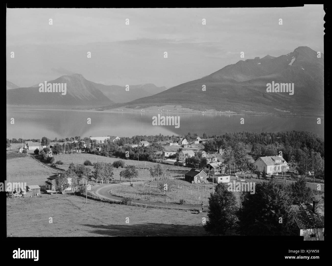 Storsteinnes hi-res stock photography and images - Alamy