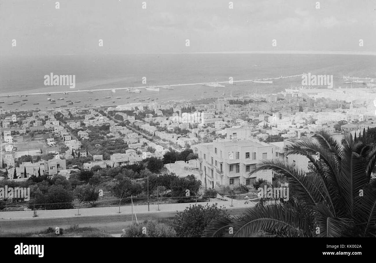 Harbor of haifa Black and White Stock Photos & Images - Alamy