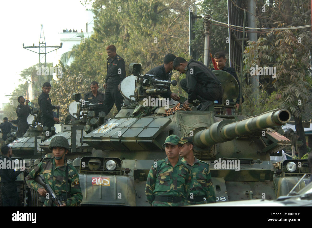 DHAKA, BANGLADESH- FEBRUARY 26, 2009: Bangladesh Army solders stand on ...