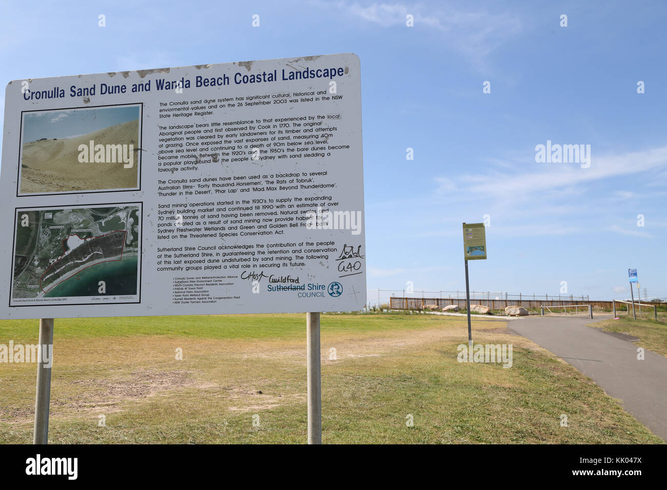 Cronulla Sand Dune and Wanda Beach Coastal Landscape Stock Photo - Alamy