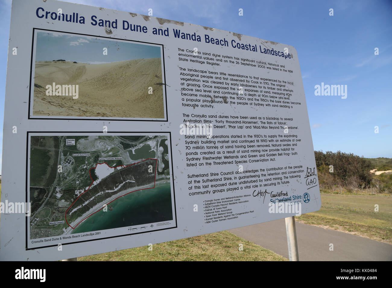 Cronulla Sand Dune and Wanda Beach Coastal Landscape Stock Photo - Alamy