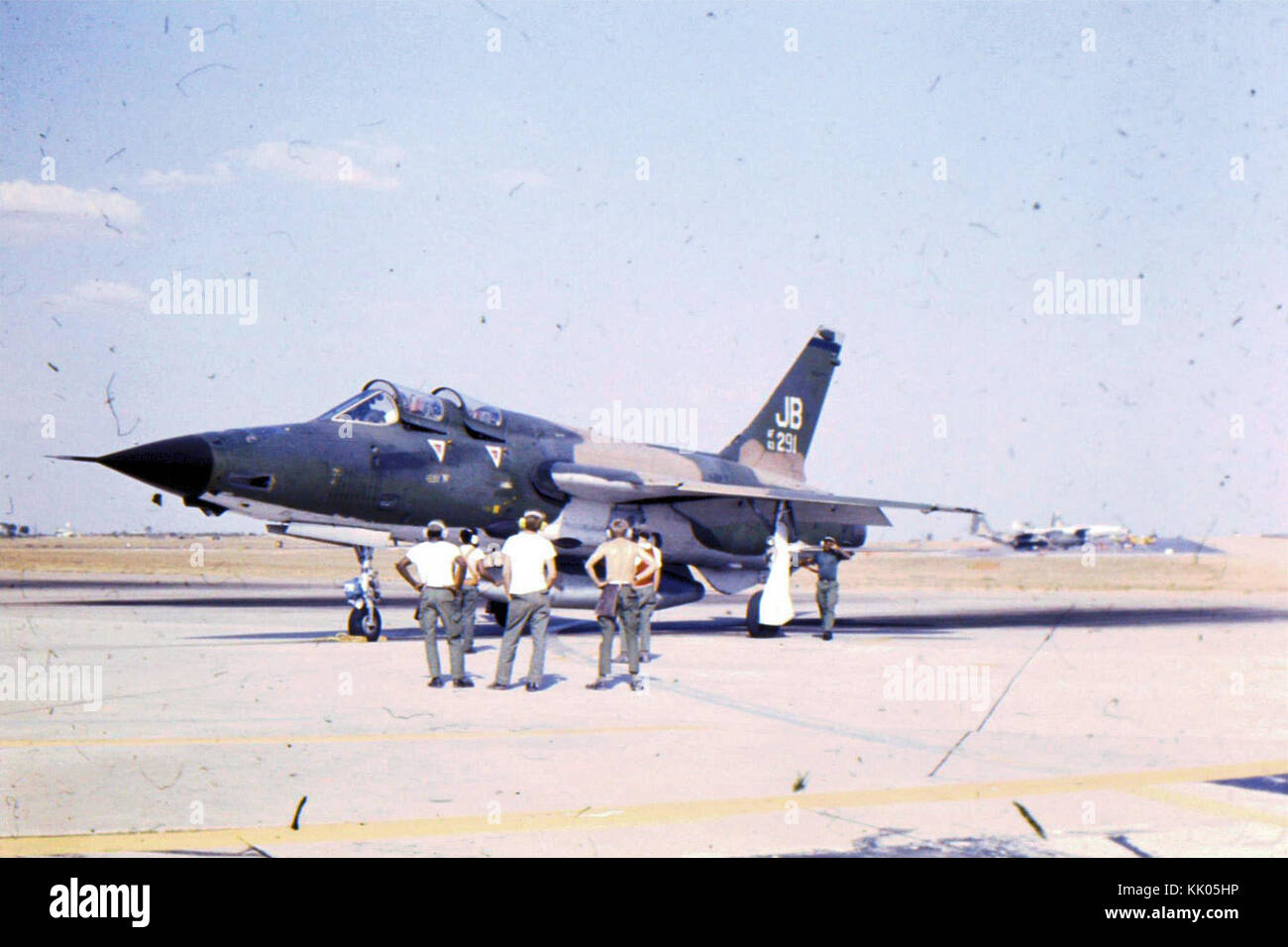 An image of the 17th Wild Weasel Squadron, featuring the F-105F ...