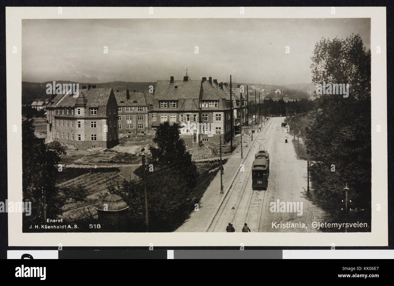 Bylandskap trikk sporvogn sporvei sagene ring hi-res stock photography ...