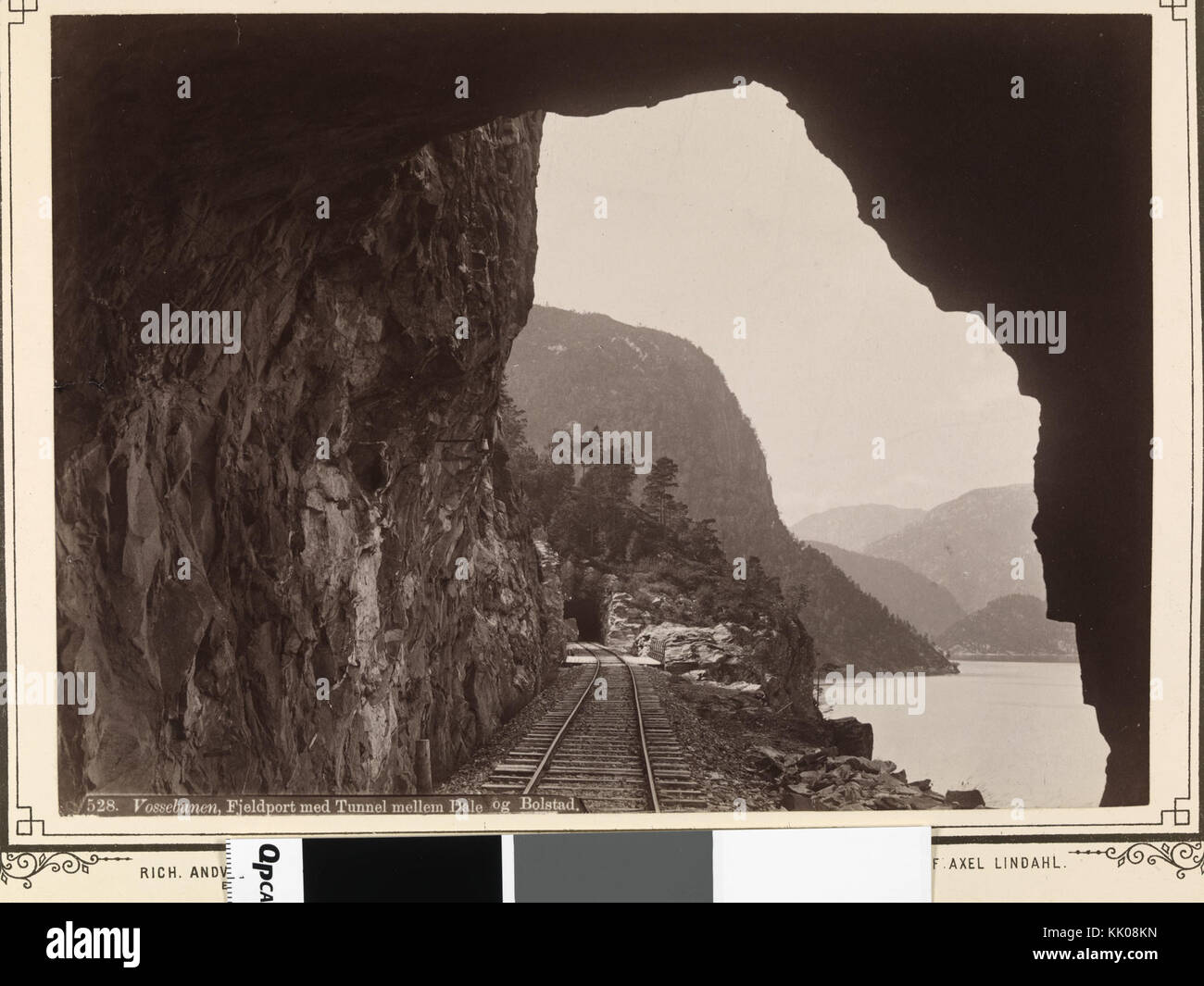 Jernbane jernbanelinjer jernbanespor togspor landskapsfotografi ...