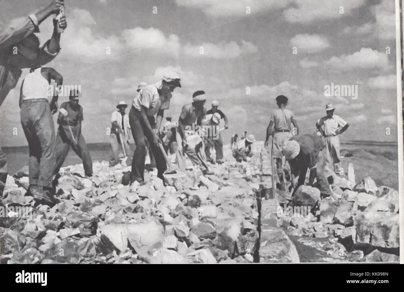 Israel 46316 Road Construction Stock Photo - Alamy