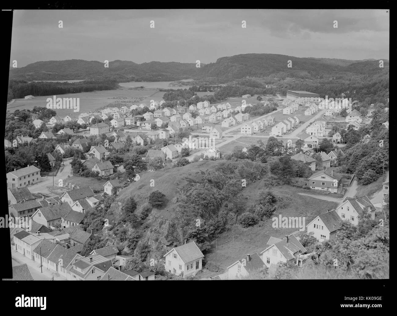 This title refers to a digital photograph taken in November 2015 ...