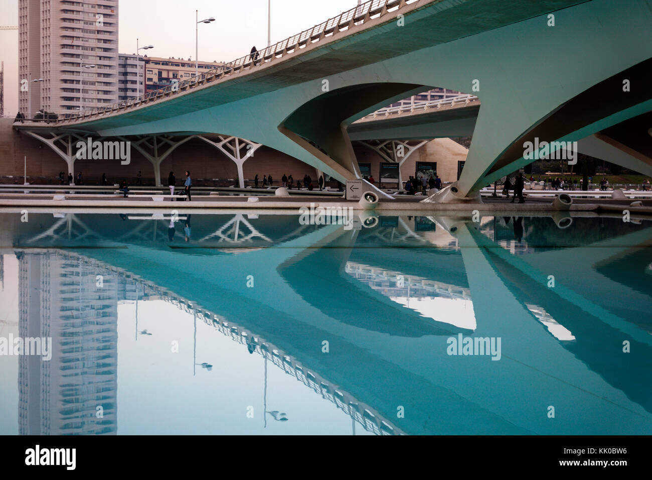 Pont de Montolivet bridge between the Opera House and l'hemisferic ...
