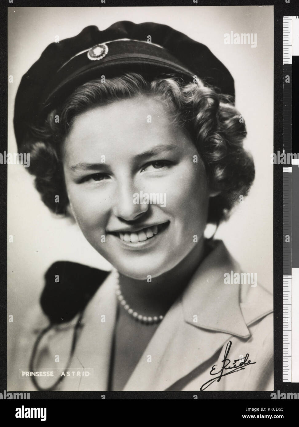 RoyalDish - Princess Astrid, Mrs. Ferner - page 1