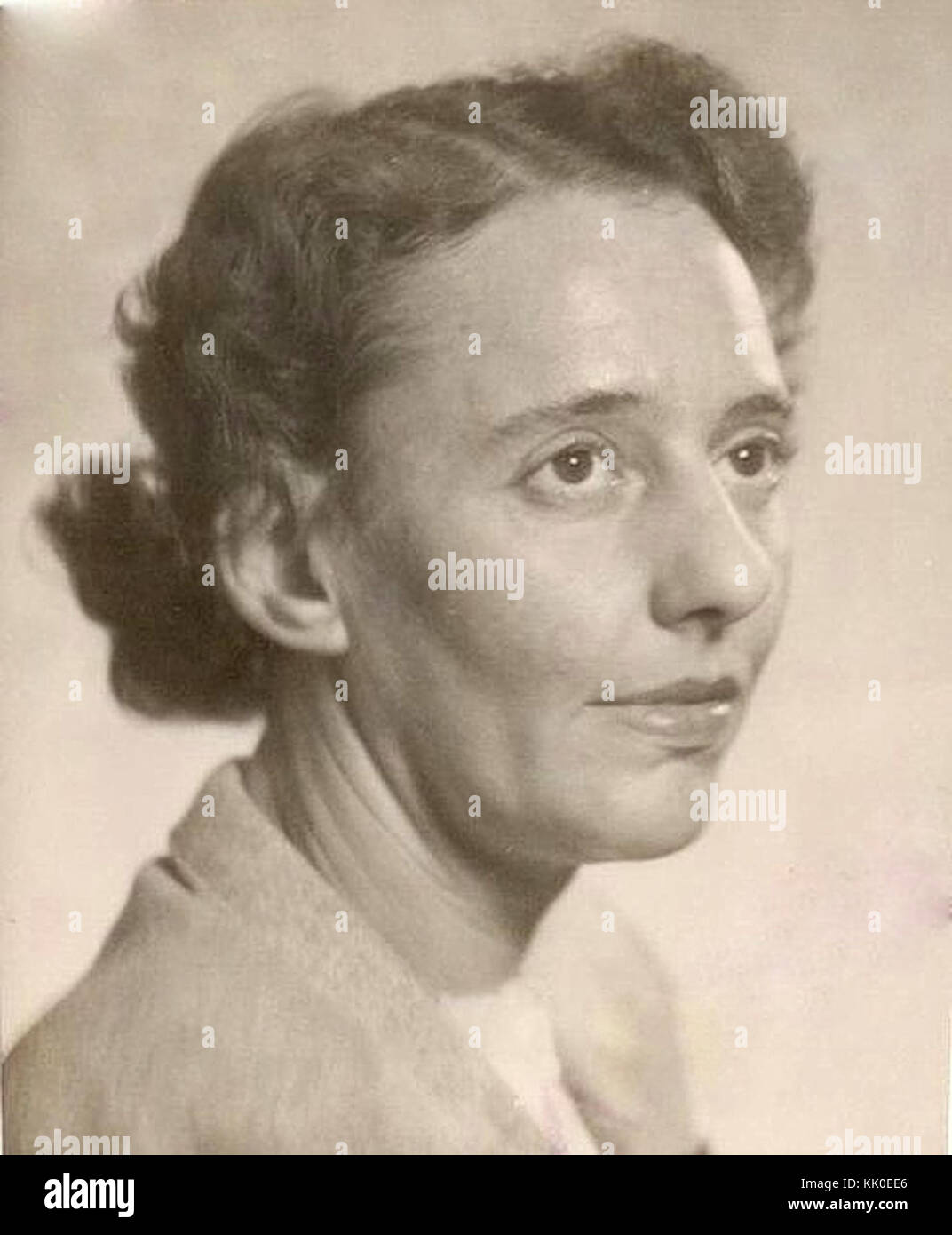 Leah goldberg hi-res stock photography and images - Alamy